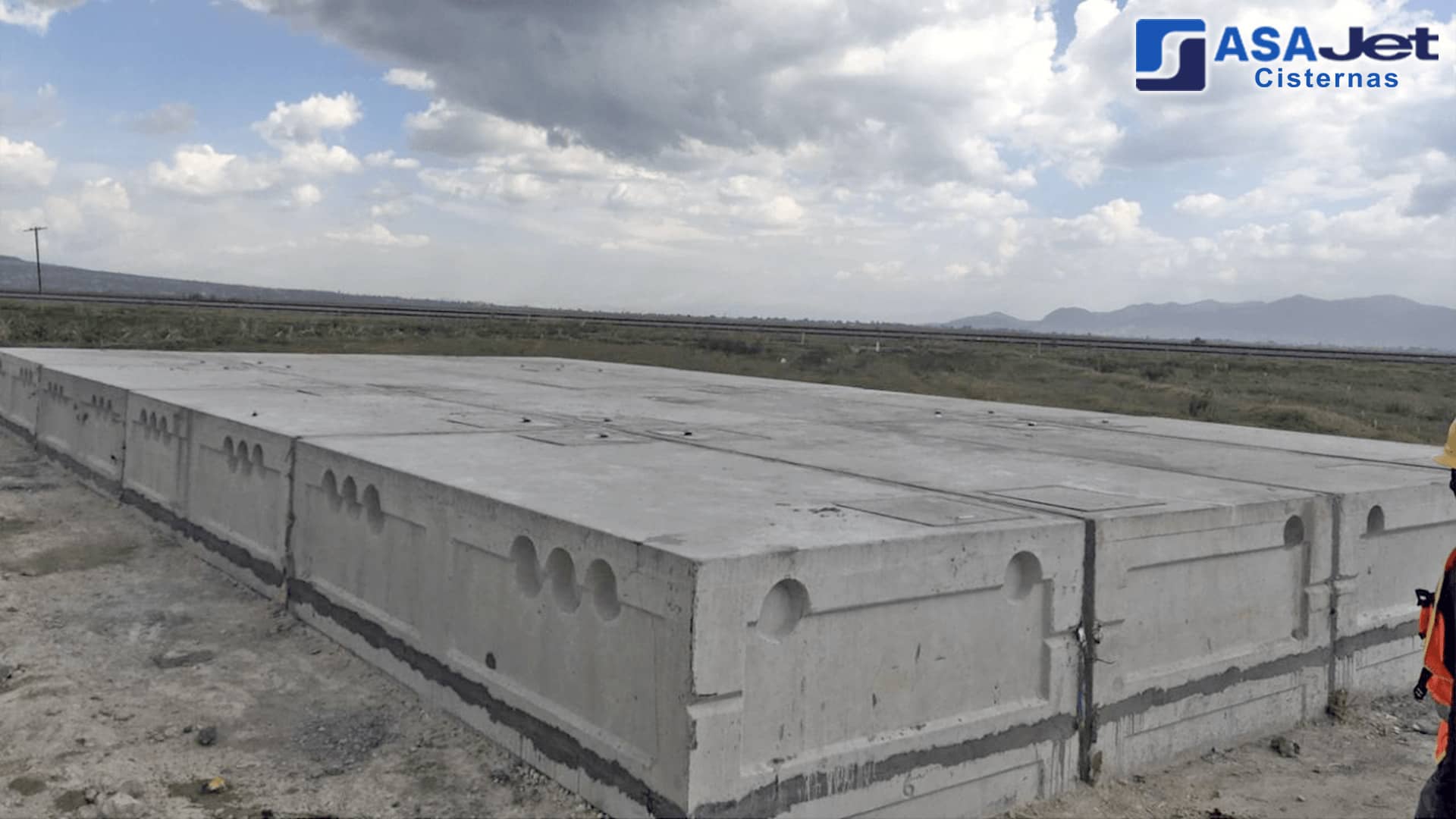 Tanques de almacenamiento de agua en México CONCRETANK